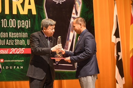 By: Syifarida Muhamad Zaki